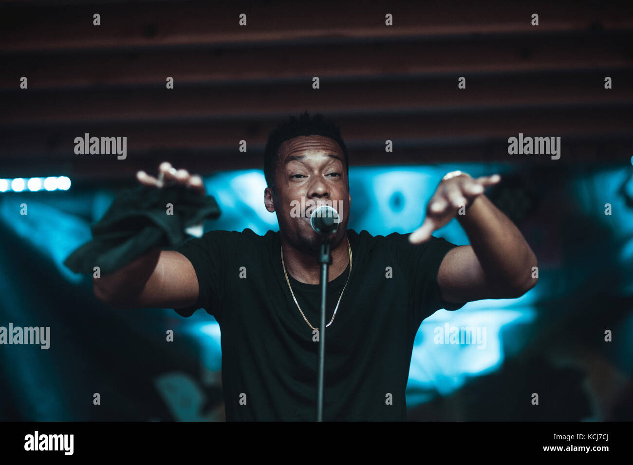 Black milk rapper hi-res stock photography and images - Alamy