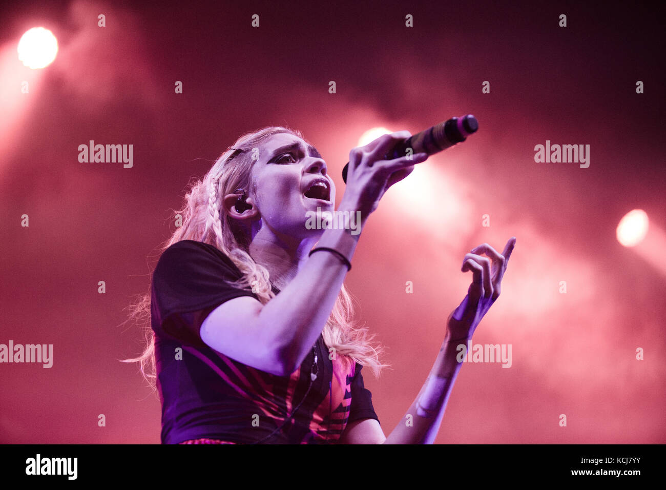 The Canadian musician, singer and songwriter Claire Elise Boucher is ...