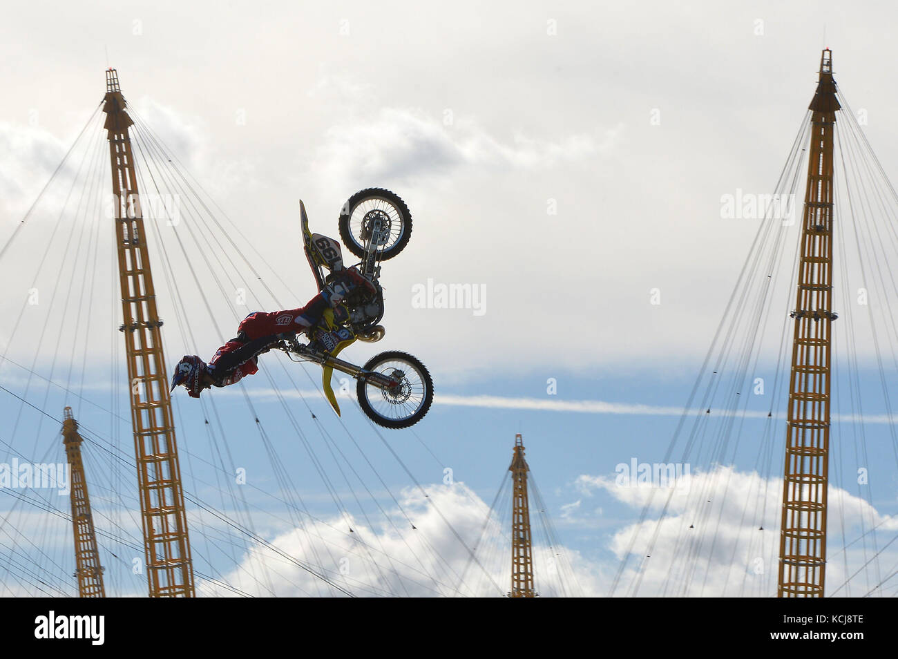 Circus rider hi-res stock photography and images - Alamy