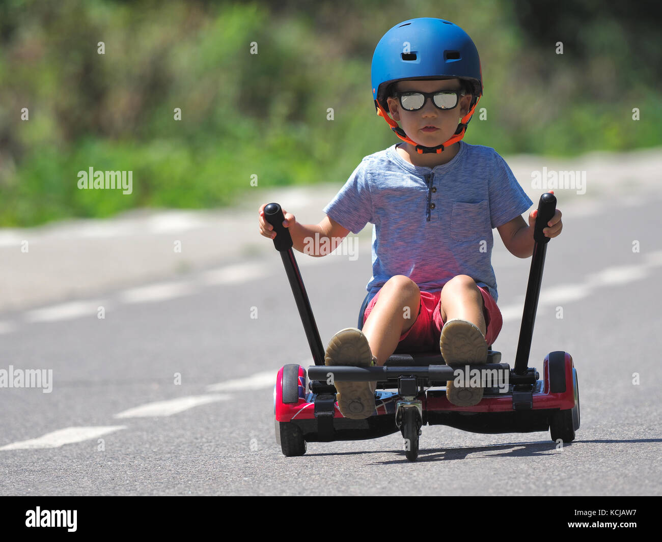 Gyroscope ride hi-res stock photography and images - Alamy