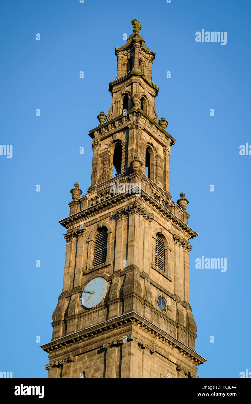 Leeds City Centre architecture Stock Photo - Alamy