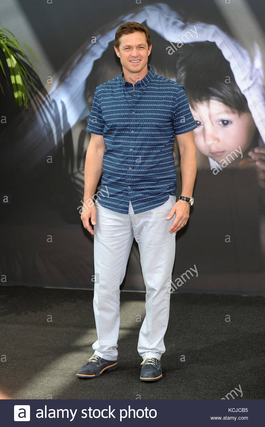 Eric Close Stock Photos & Eric Close Stock Images - Alamy