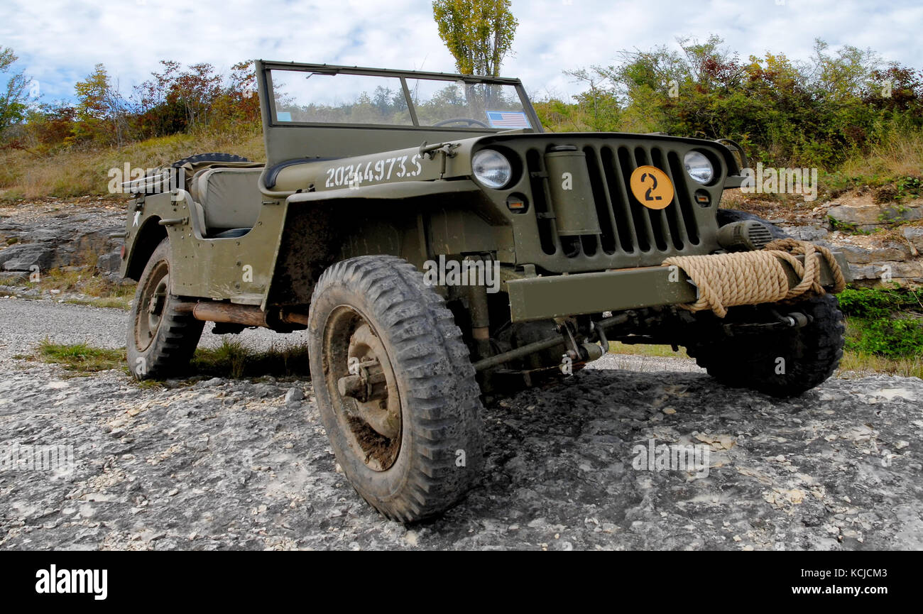 us american military jeep vehicle of wwii Stock Photo - Alamy