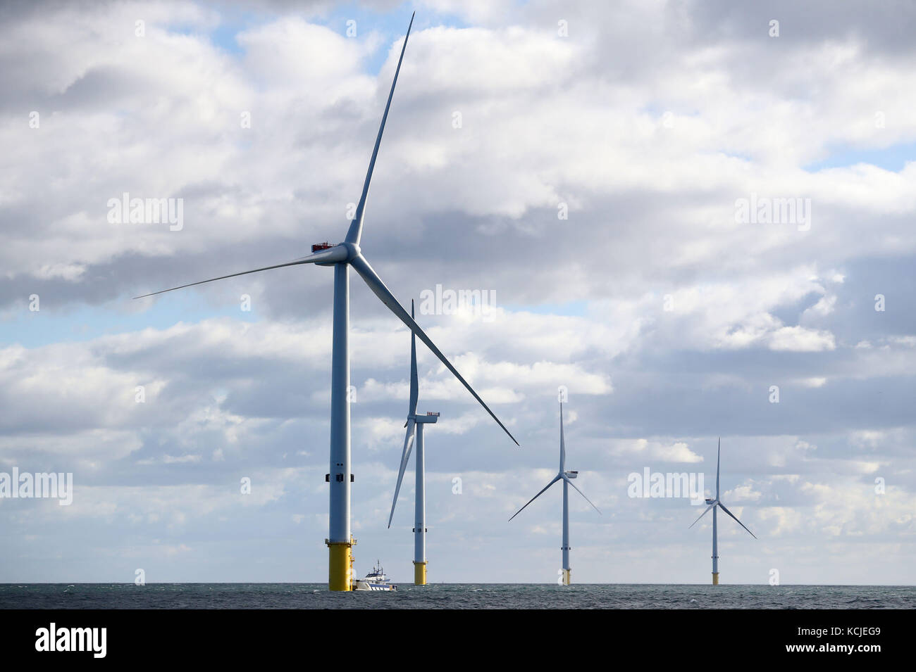 Wind turbines blyth offshore wind farm hi-res stock photography and ...