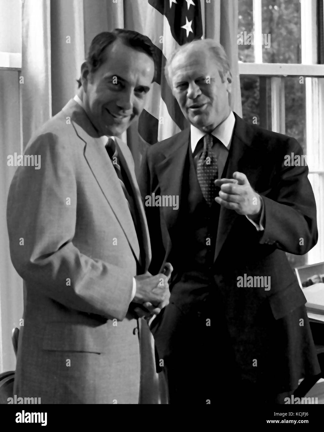 Gerald ford oval office white house hi-res stock photography and images ...