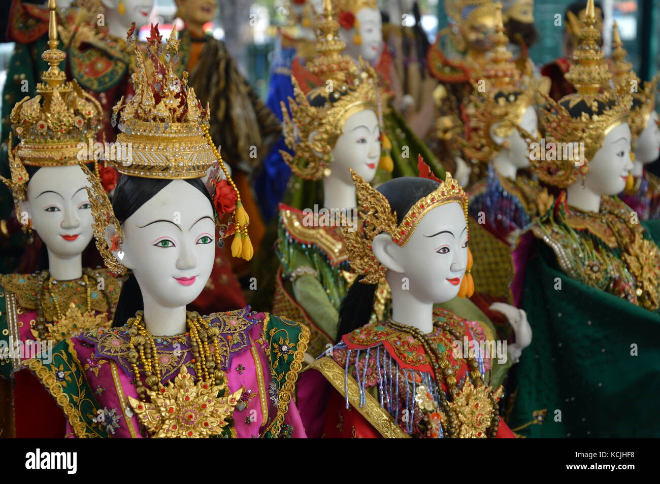 Thai folk dancer puppets group Stock Photo - Alamy