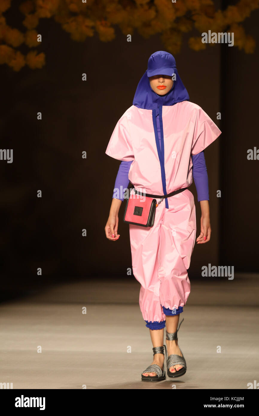 Belo Horizonte, Brazil. 4th Oct, 2017. Model during the fashion show at ...