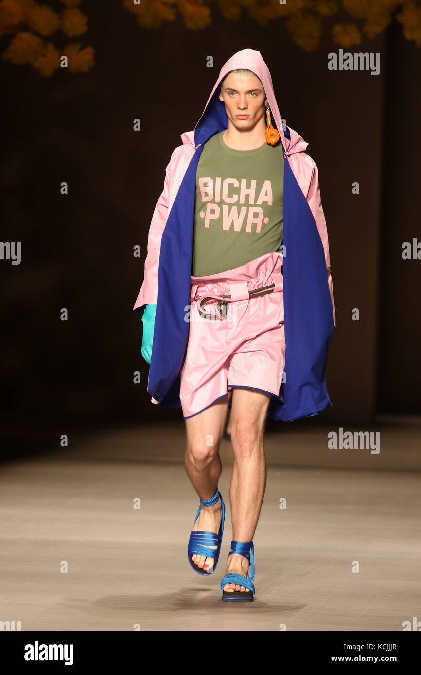 Belo Horizonte, Brazil. 4th Oct, 2017. Model during the fashion show at ...