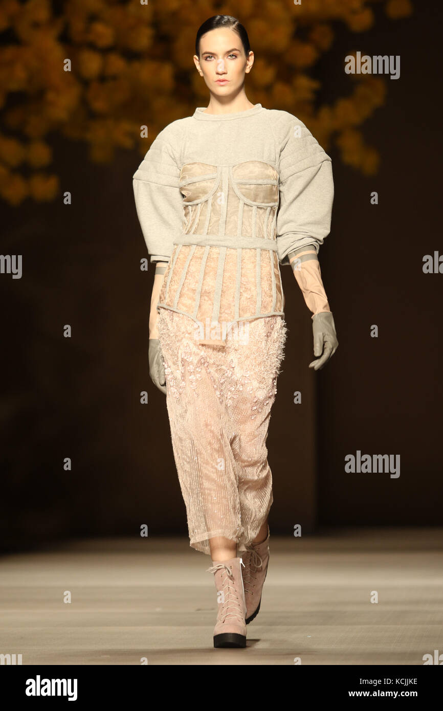 Belo Horizonte, Brazil. 4th Oct, 2017. Model during a fashion show at ...