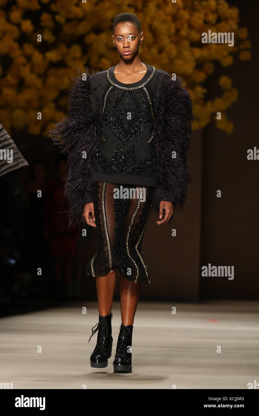 Belo Horizonte, Brazil. 4th Oct, 2017. Model during a fashion show at ...