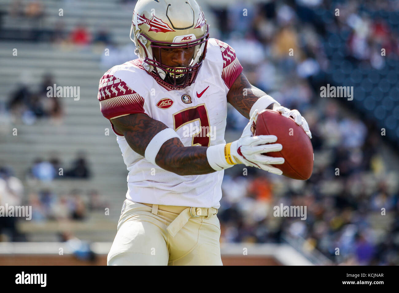 Winston-Salem, NC, USA. 30th Sep, 2017. Derwin James (3) of the Florida ...