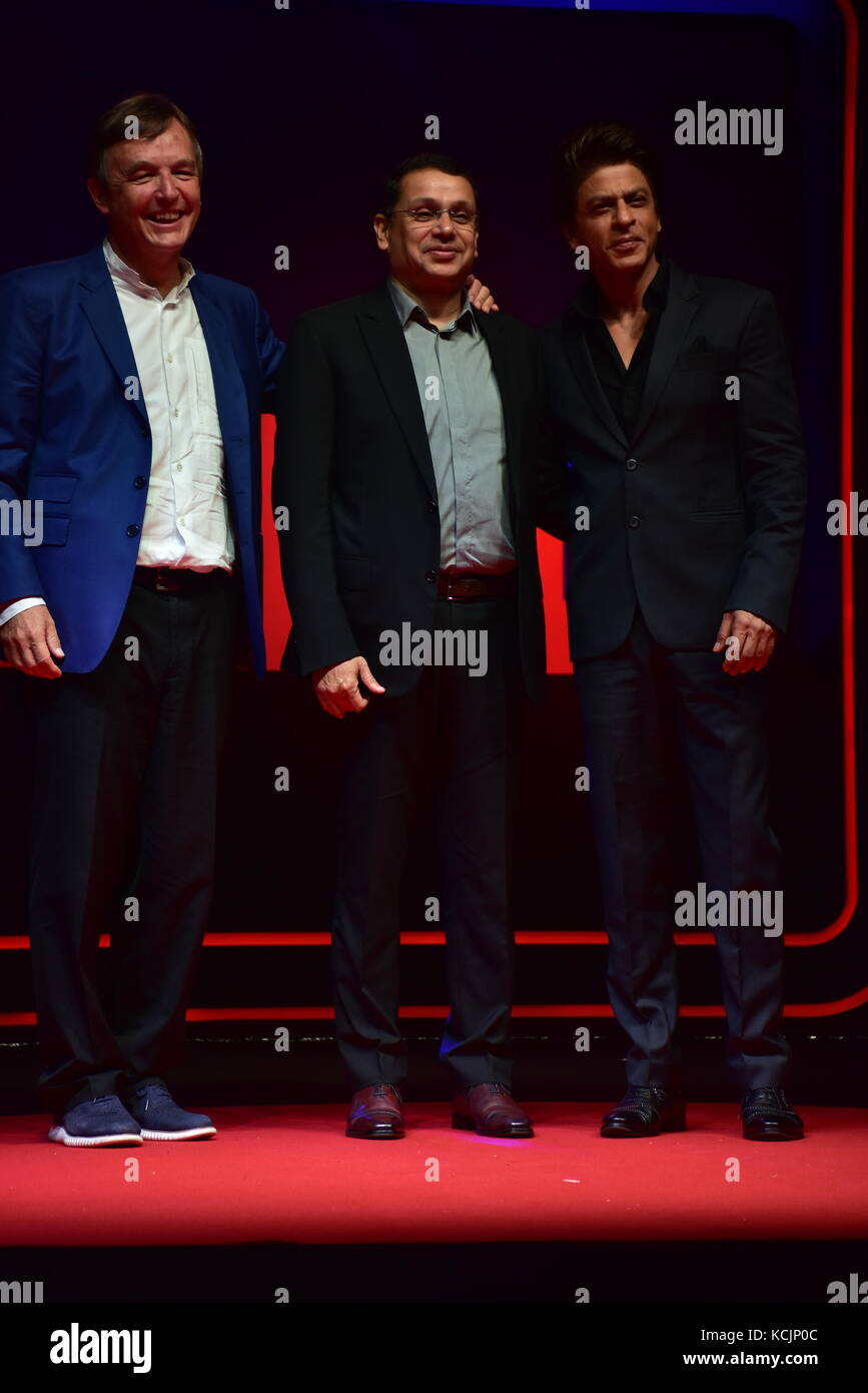 Mumbai, India. 05 October, 2017. Chris Anderson (Head of TED), Uday ...