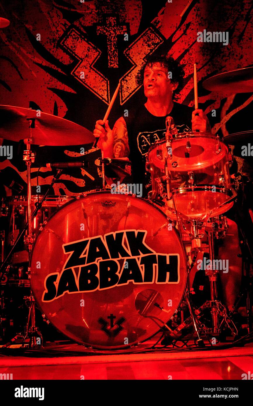 Black sabbath band hi-res stock photography and images - Alamy