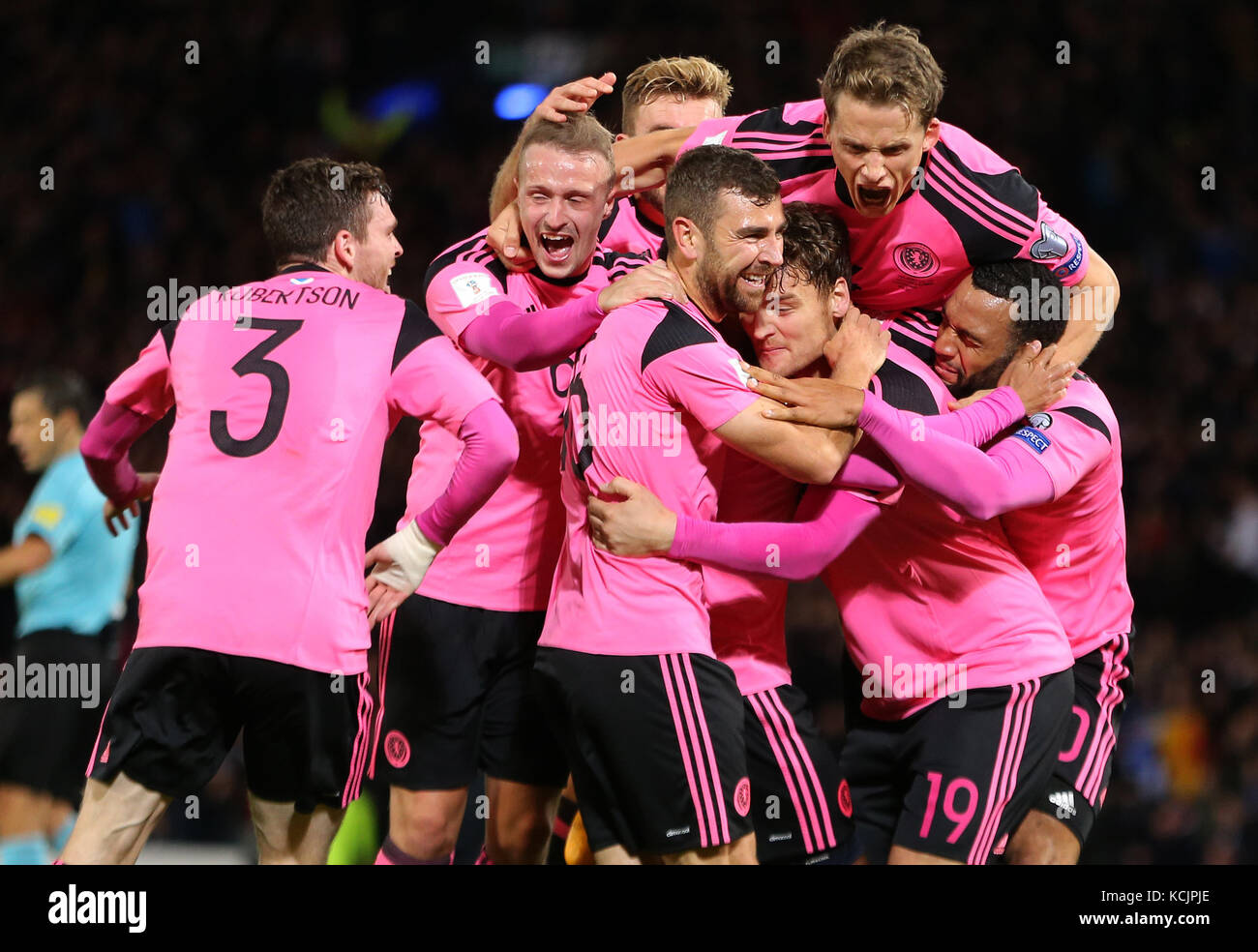 CHRIS MARTIN CELEBRATES GOAL SCOTLAND V SLOVAKIA HAMPDEN PARK GLASGOW ...