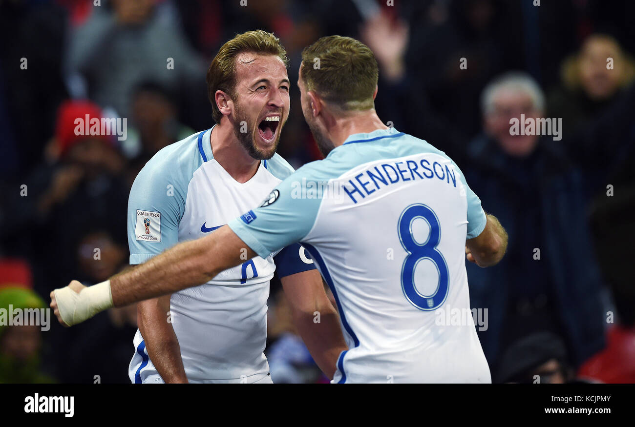 HARRY KANE OF ENGLAND CELEBRAT ENGLAND V SLOVENIA WEMBLEY STADIUM ...