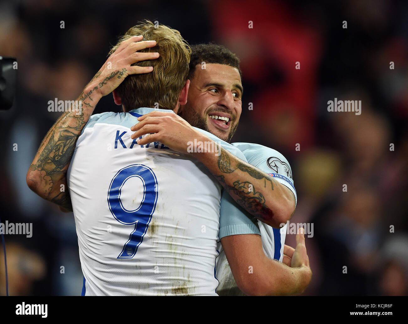 KYLE WALKER OF ENGLAND CELEBRA ENGLAND V SLOVENIA WEMBLEY STADIUM ...