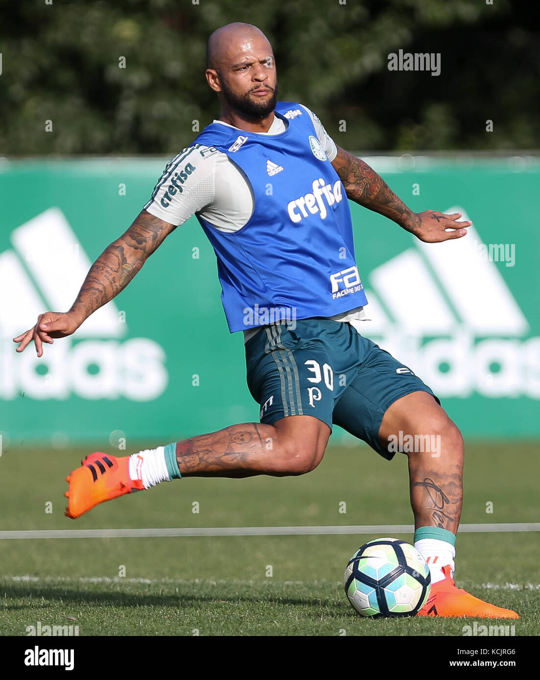 SÃO PAULO, SP - 05.10.2017: TREINO DO PALMEIRAS - The player Felipe ...