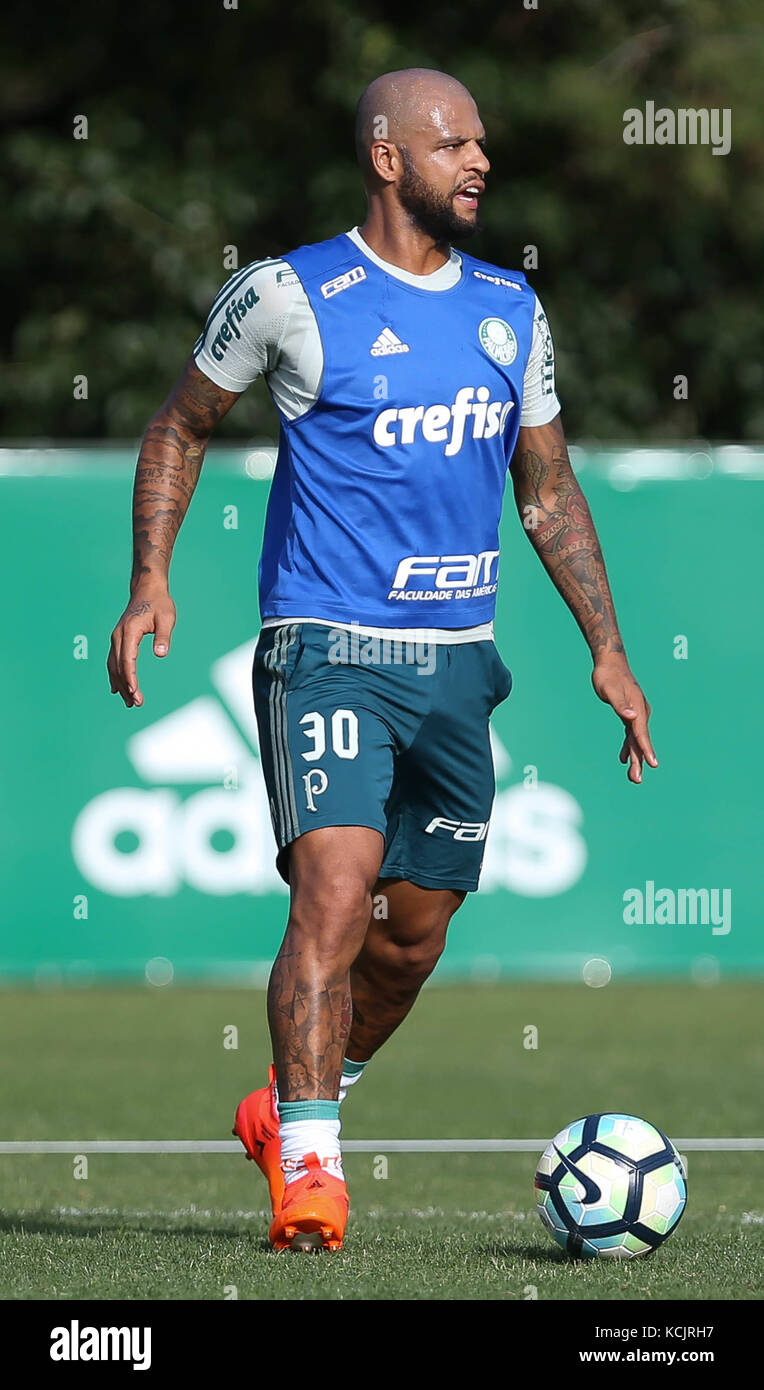 SÃO PAULO, SP - 05.10.2017: TREINO DO PALMEIRAS - The player Felipe ...