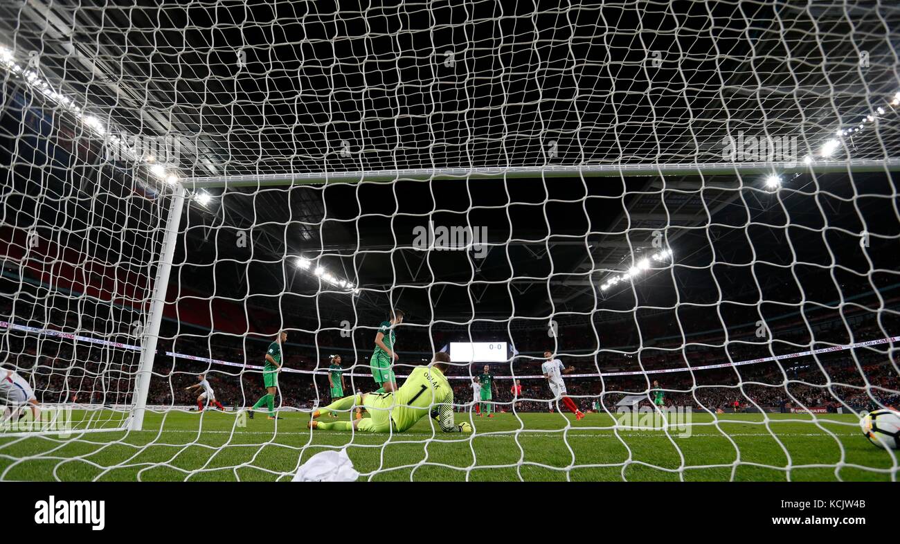 Kane scores 2018 world cup hi-res stock photography and images - Alamy