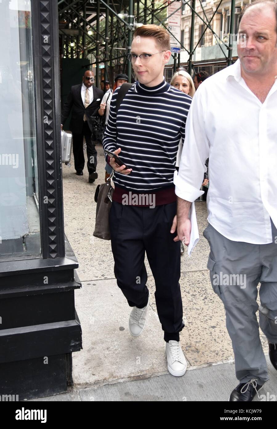 New York, NY, USA. 5th Oct, 2017. Samuel Barnett, seen at AOL BUILD to ...