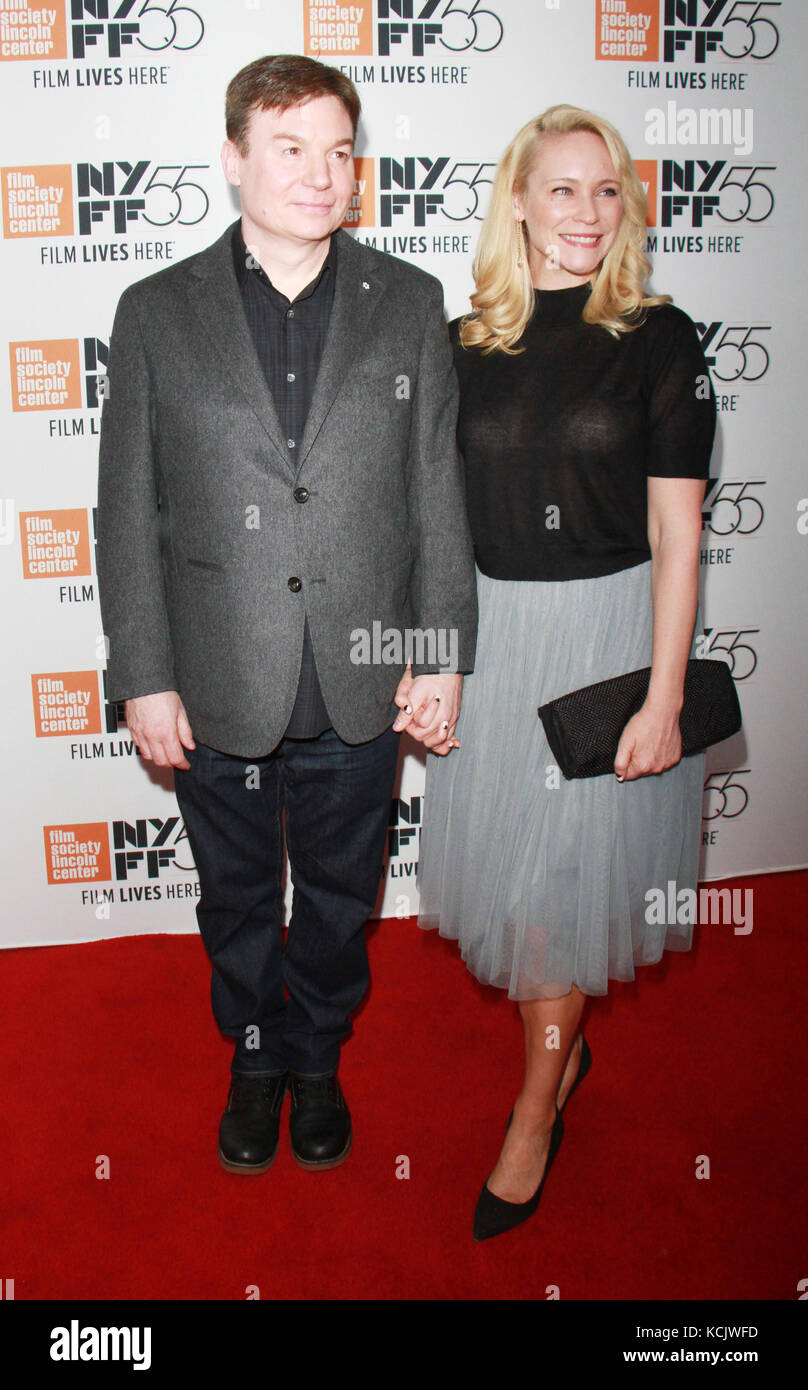 New York, USA. 05th Oct, 2017. 2017Mike Myers, Kelly Tisdale attend ...