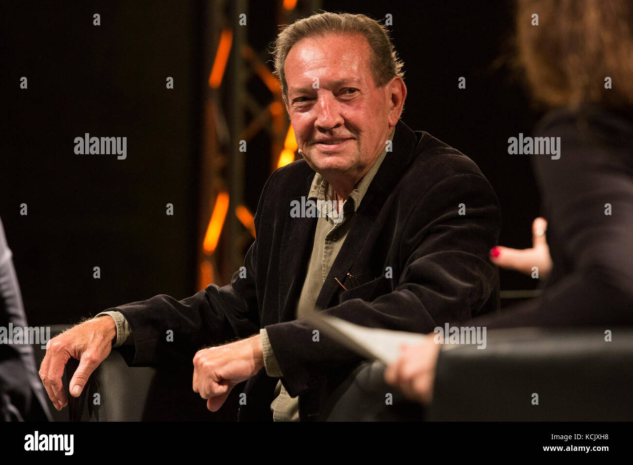 Martin walker hi-res stock photography and images - Alamy