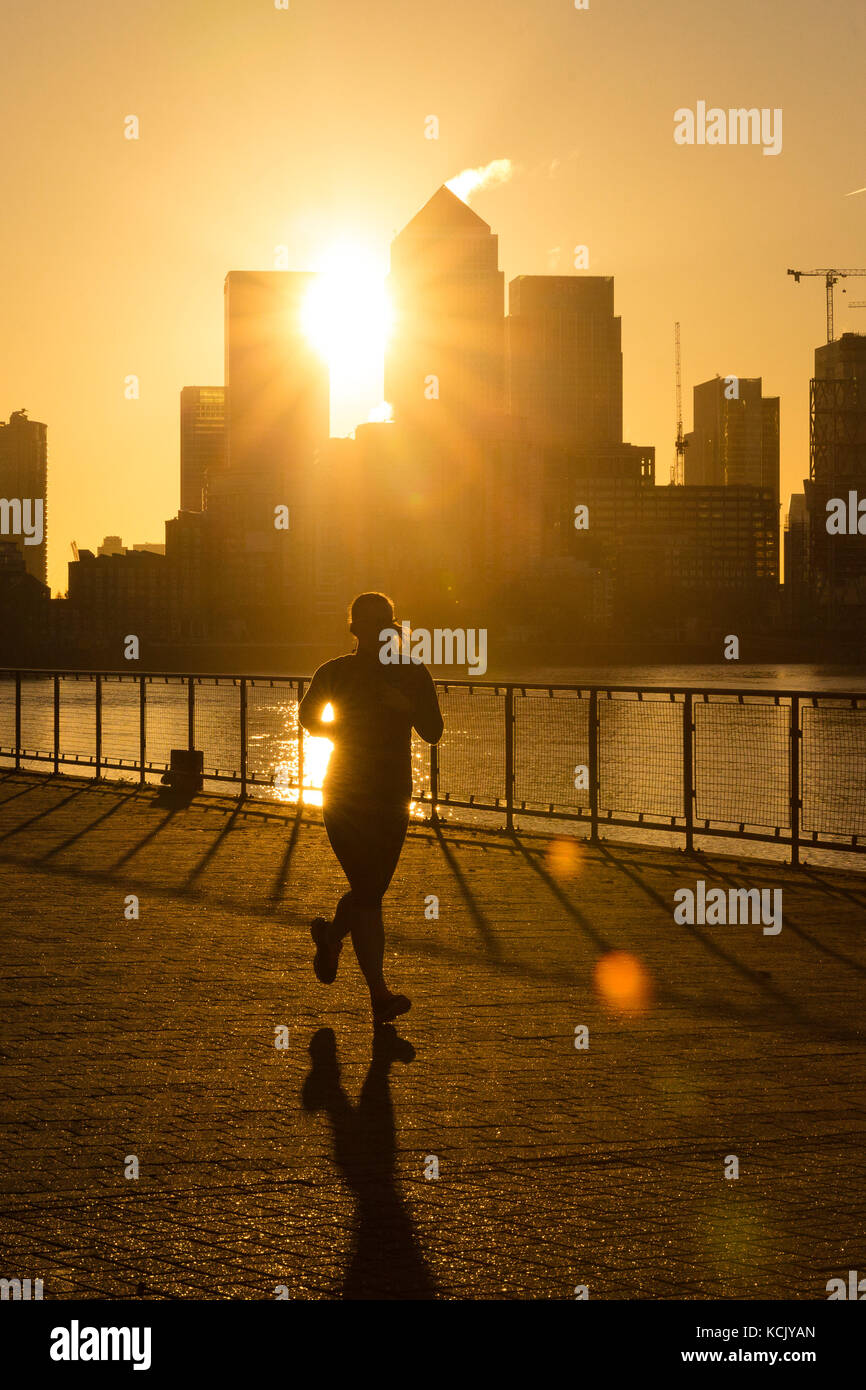 Start Of The Thames Path High Resolution Stock Photography and Images ...