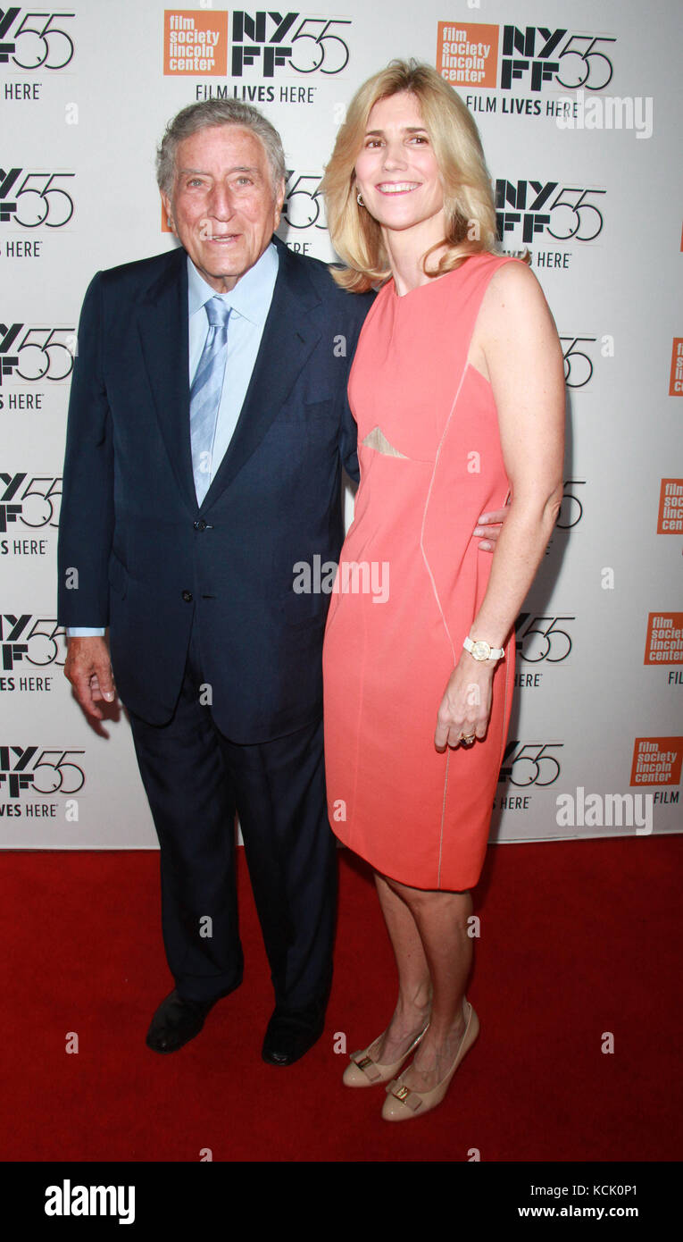 New York, USA. 05th Oct, 2017. 2017Tony Bennett, Susan Crow attend 55th ...