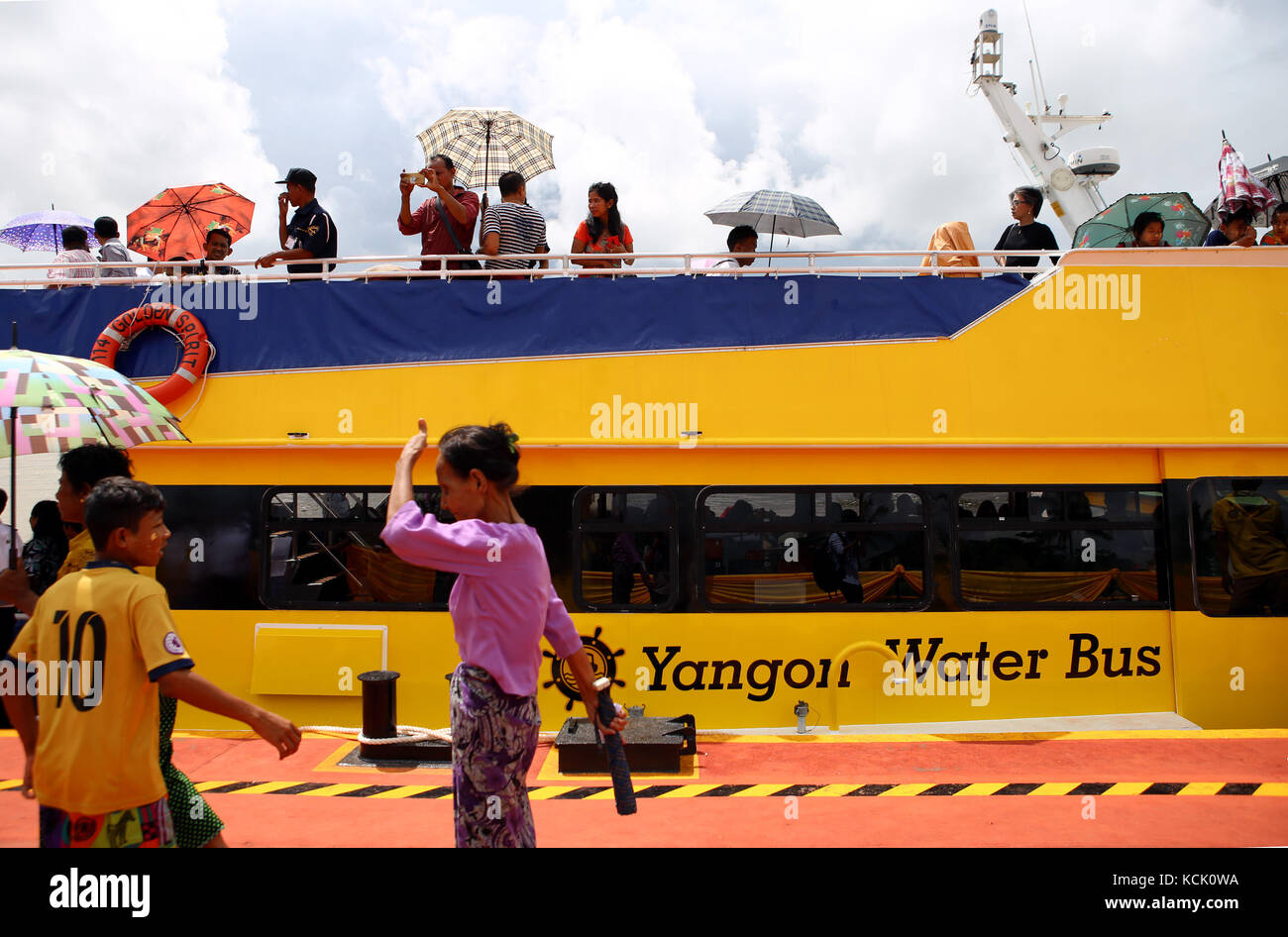 Yangon bus service hi-res stock photography and images - Alamy