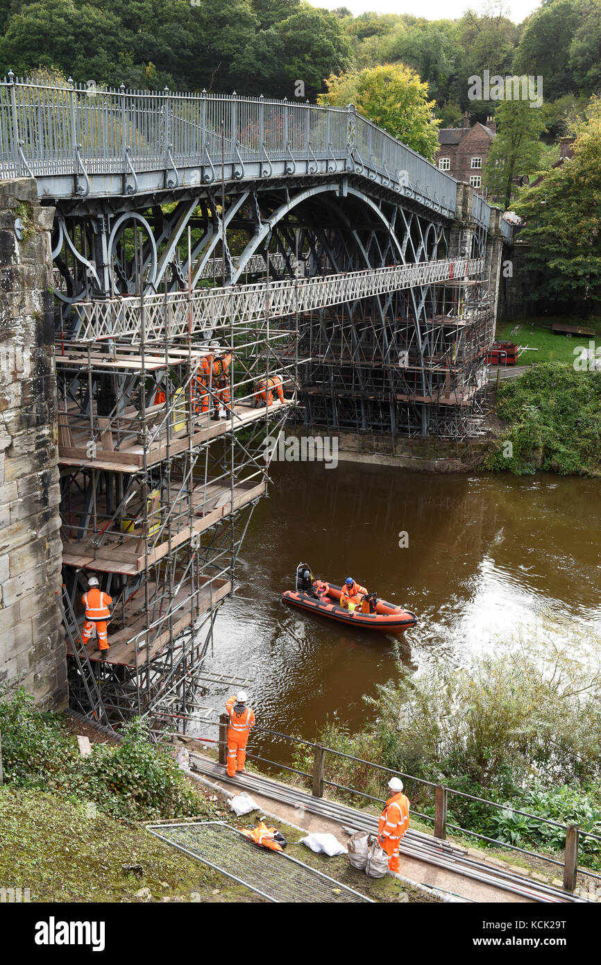 Worlds oldest bridge of its kind hi-res stock photography and images ...