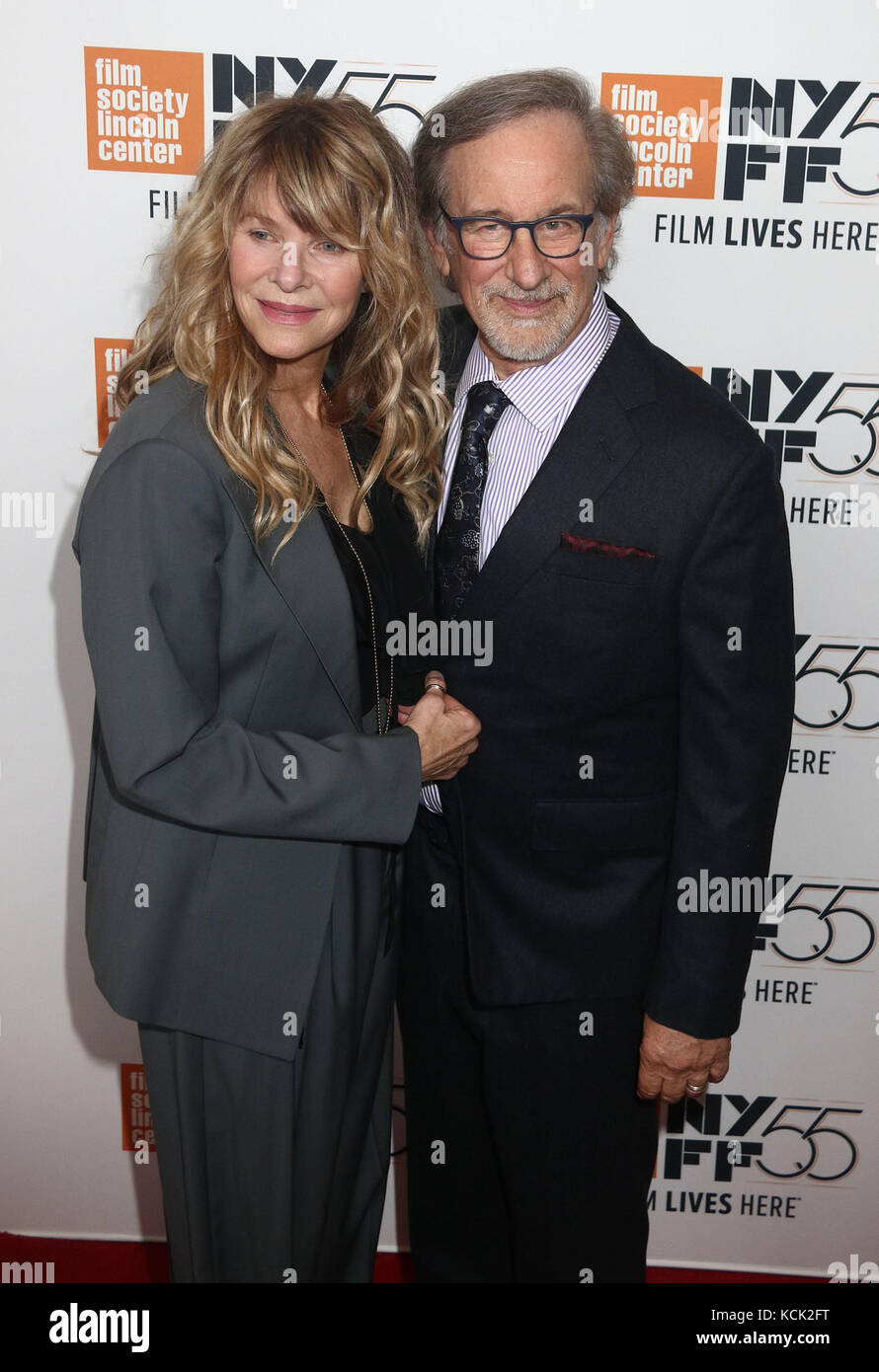 New York, New York, USA. 5th Oct, 2017. Actress KATE CAPSHAW and ...