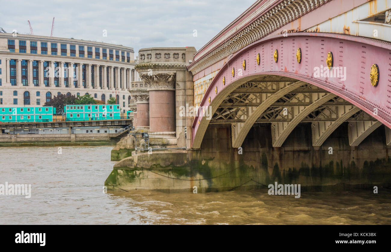 Victorian era bridge hi-res stock photography and images - Alamy