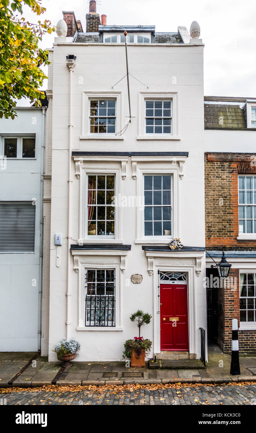 Overlooking the River Thames, opposite St Paul's Cathedral, no. 49 ...
