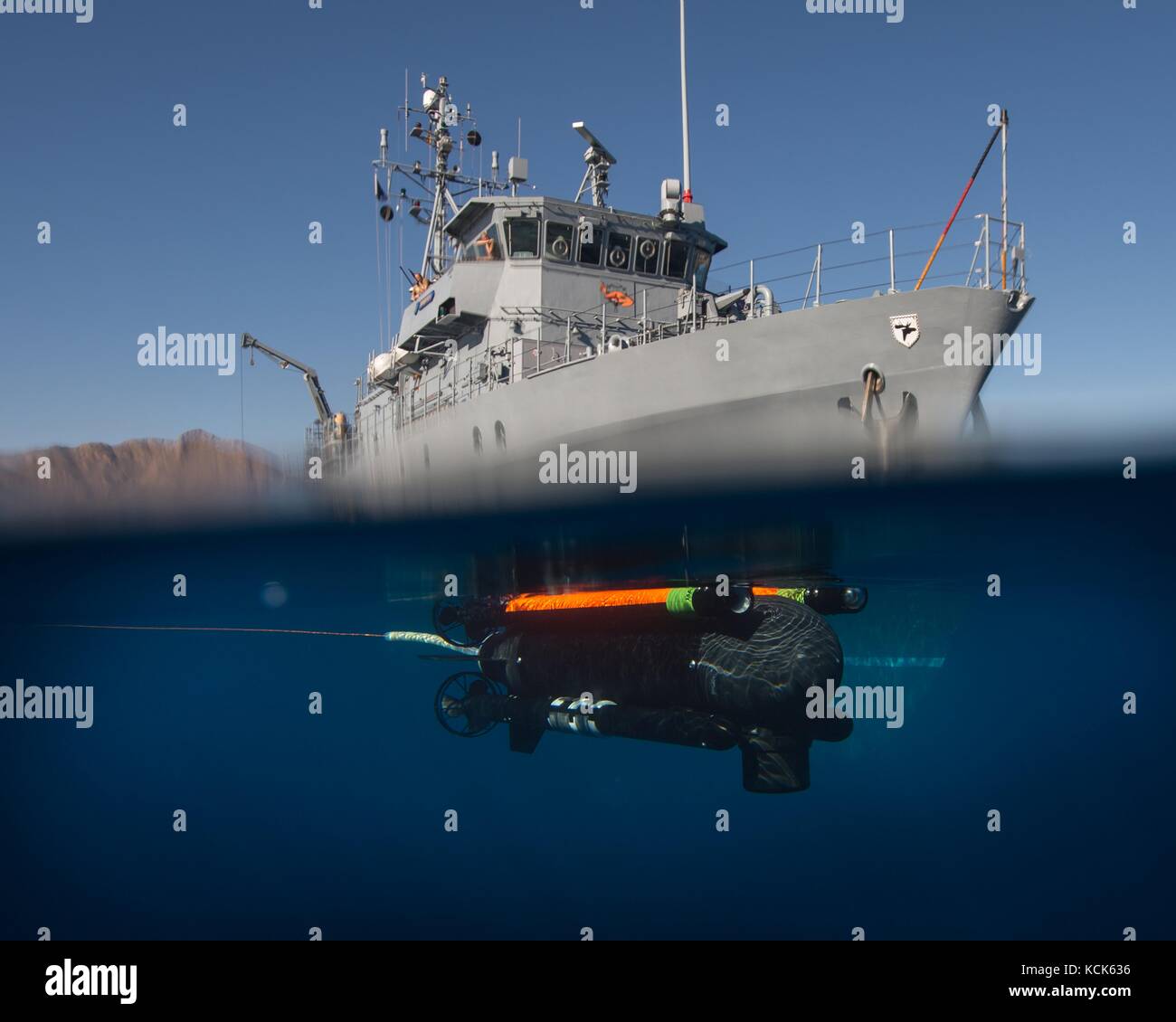 The German Navy Frankenthal-class mine hunter ship FGS Homburg steams ...