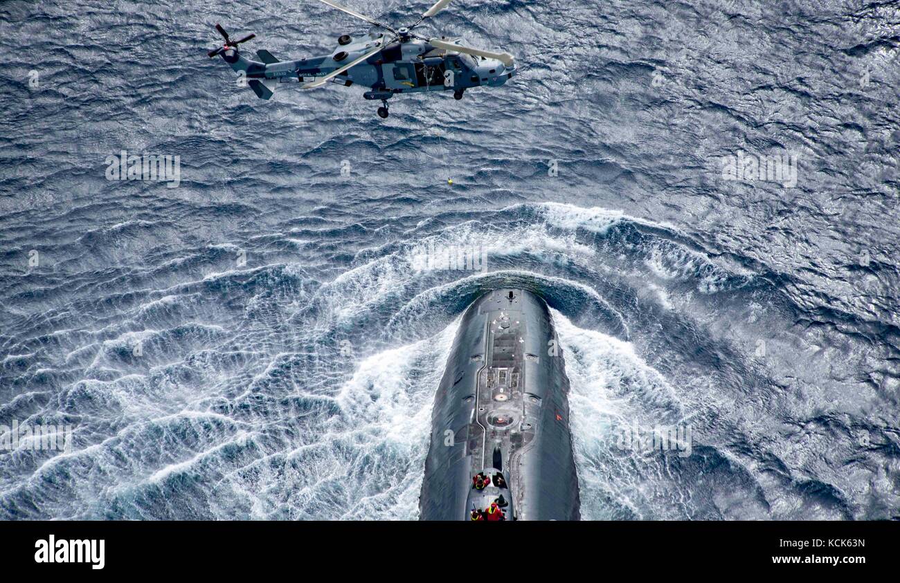 The British Royal Navy Trafalgar-class fleet submarine HMS Trenchant ...