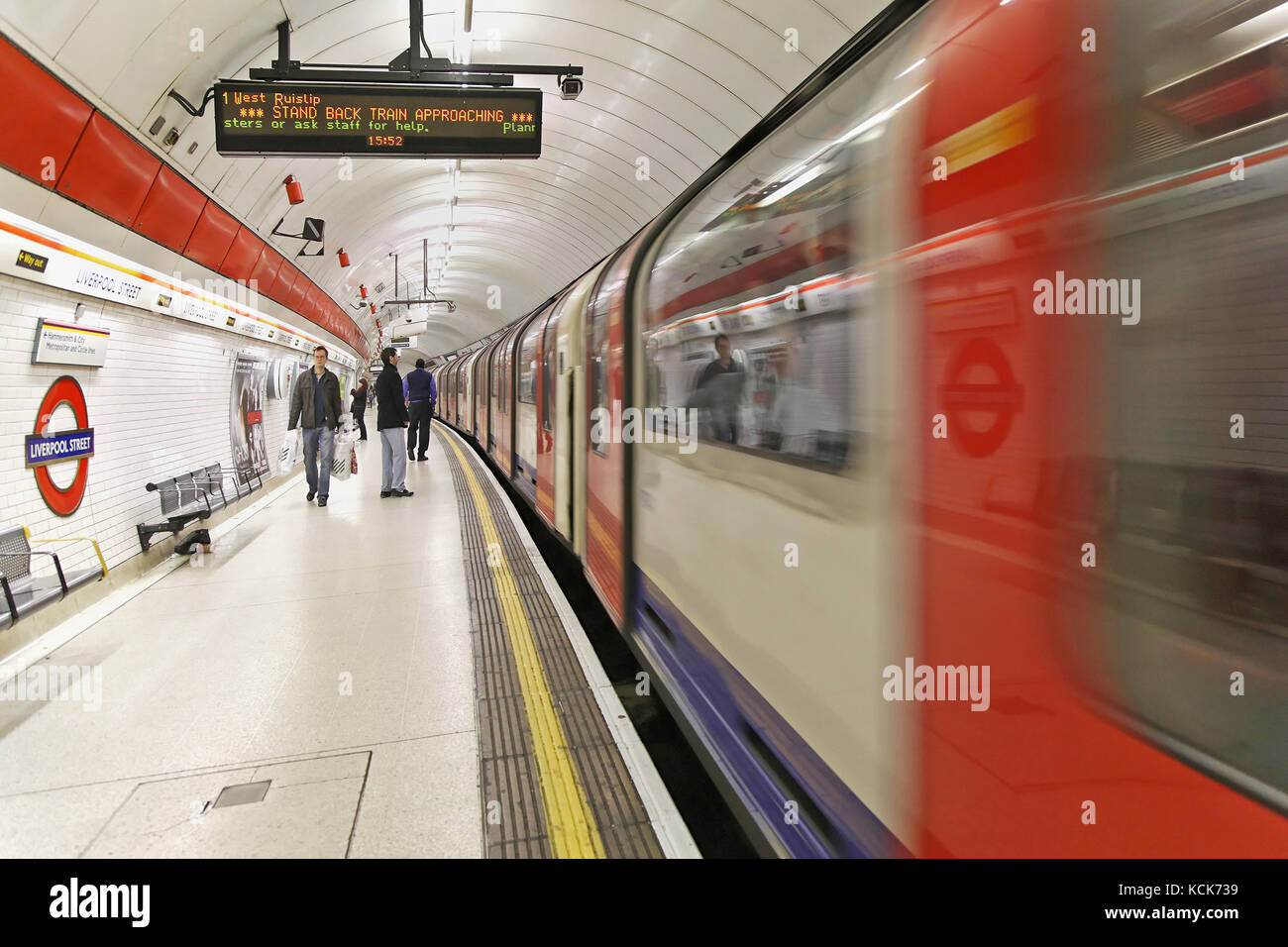 2011 london subway hi-res stock photography and images - Alamy