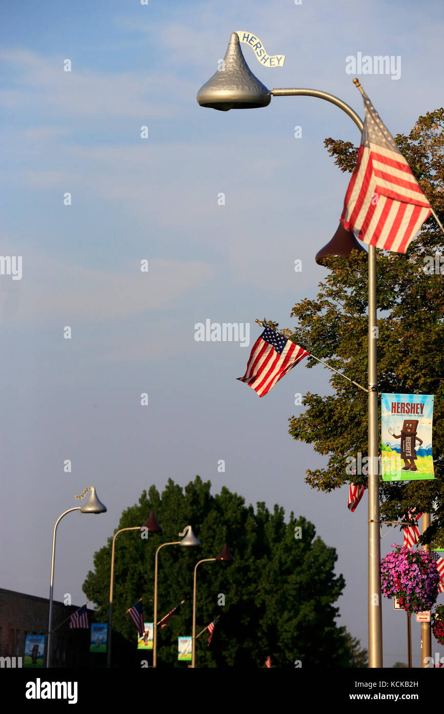 Kisses Chocolate shaped street lamps on street of Hershey town ...