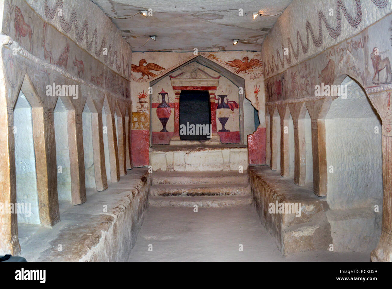 6147. Maresha (Israel hill country) Hellenistic (Phoenician or Sidonian ...