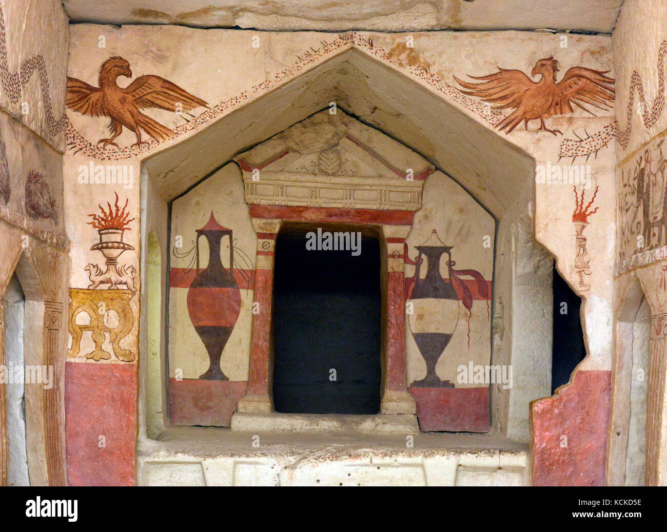 6147. Maresha (Israel hill country) Hellenistic (Phoenician or Sidonian ...