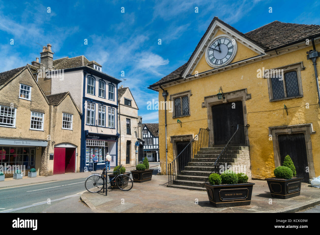 Ancient market hall hi-res stock photography and images - Alamy