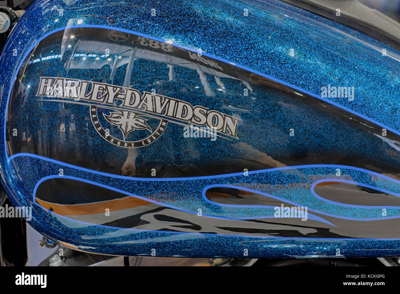 Blue harley davidson fuel tank hi-res stock photography and images - Alamy