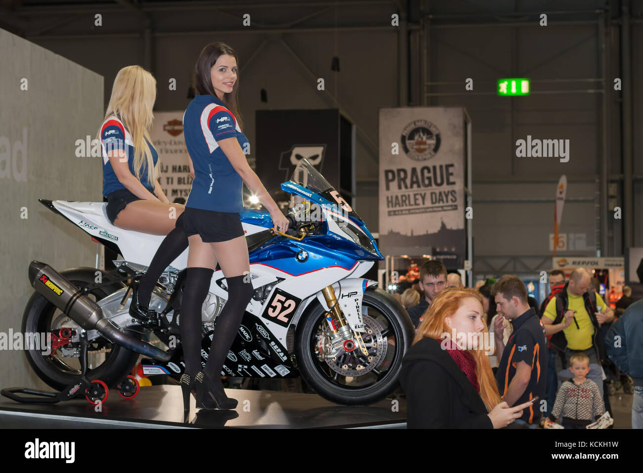 Motorshow girl hi-res stock photography and images - Alamy