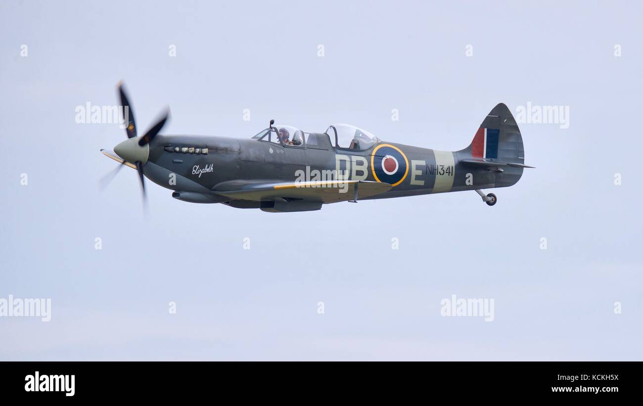 Twin seater spitfire hi-res stock photography and images - Alamy