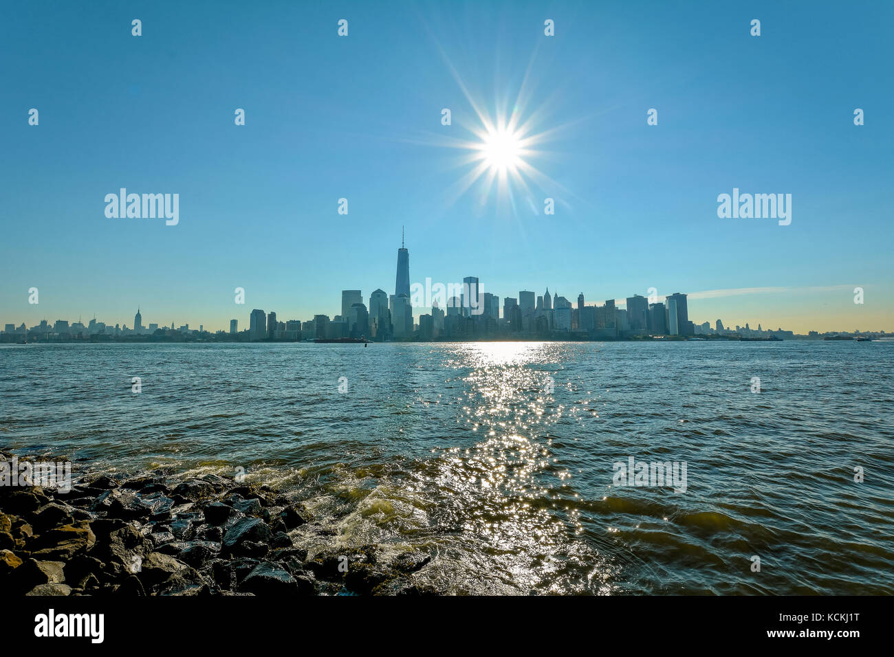 New york sun rise hi-res stock photography and images - Alamy