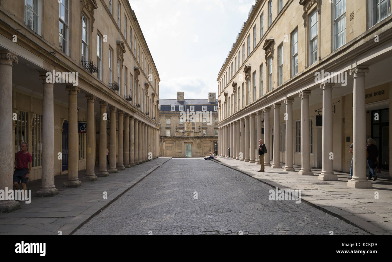 Detail of Georgian terrace shops and apartments above, Bath Street ...