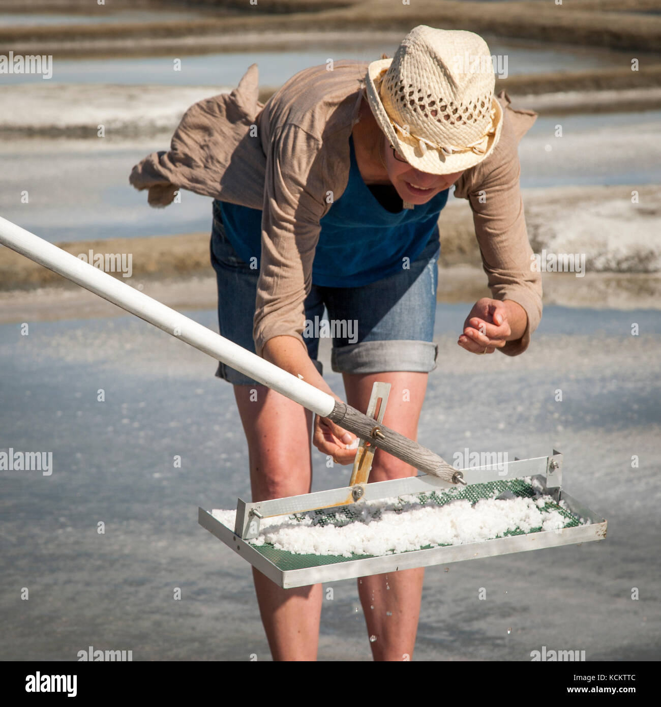 Reporter Angela Berg harvesting the world's most expensive salt Fleur ...