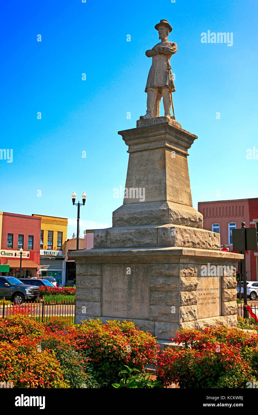Confederate memorial statue of General Robert Hatton in the center of ...