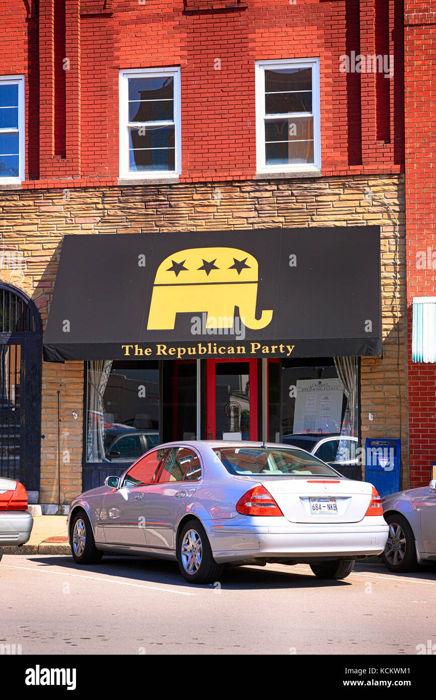 The local Republican Party office in downtown Murfreesboro TN, USA ...