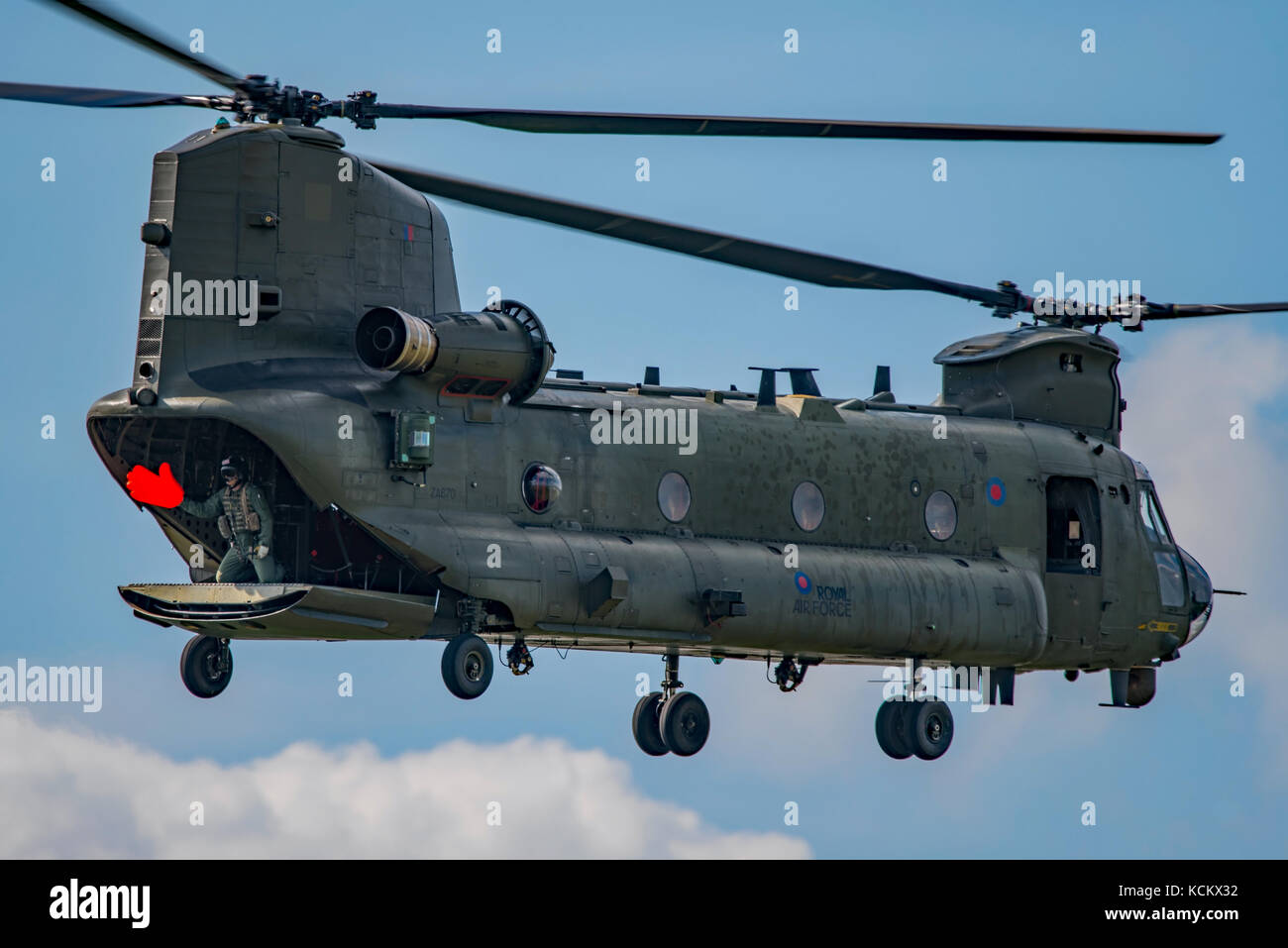 RAF Chinook HC4 helicopter display at the Dunsfold Wings and Wheels ...