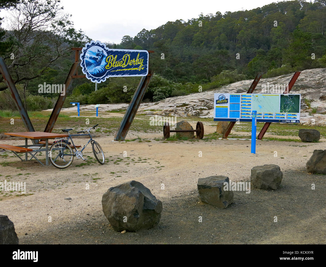 Cross country mountain biking australia hi-res stock photography and ...